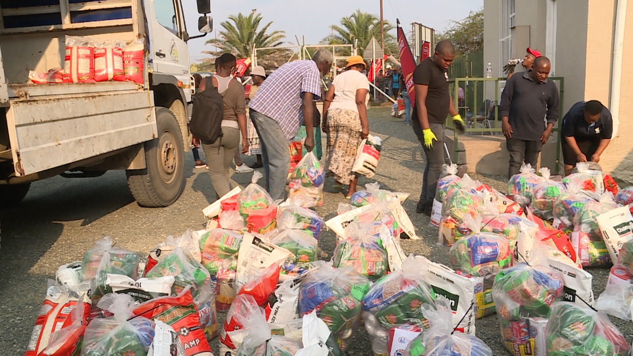 PepsiCo donates R120 000 and bread to the victims of Jagersfontein dam ...